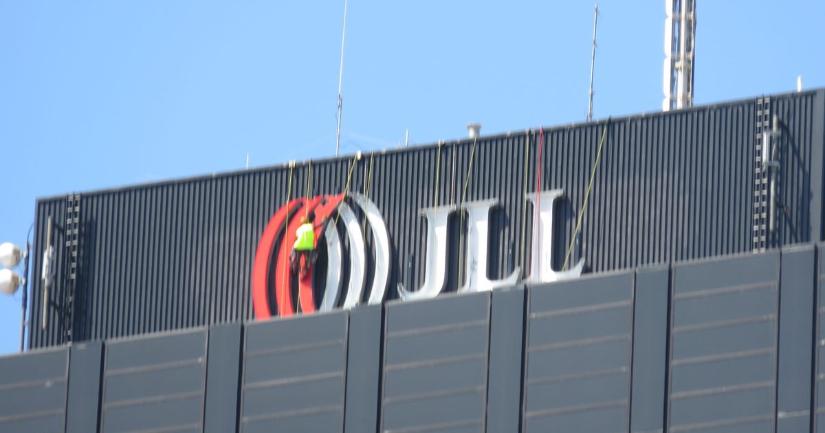 JLL completes $1.8bn HFF buy - Green Street News