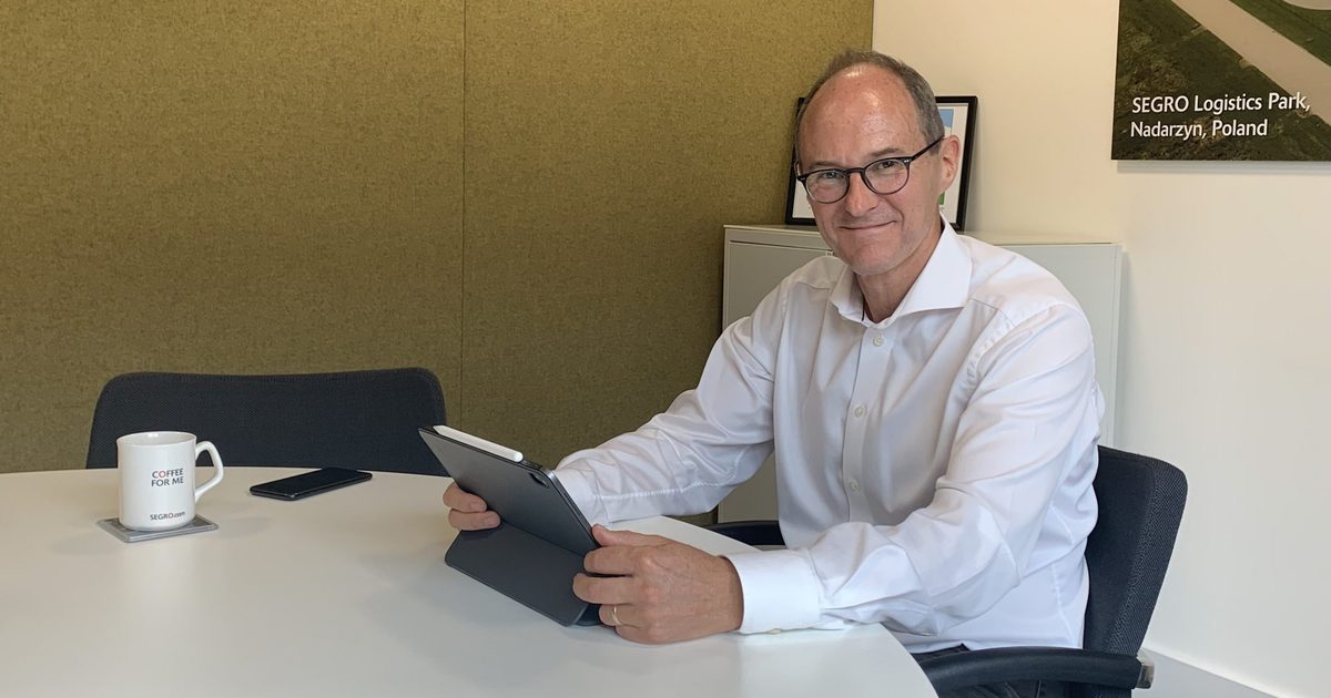 What’s on the desk of SEGRO’s David Sleath? - Green Street News