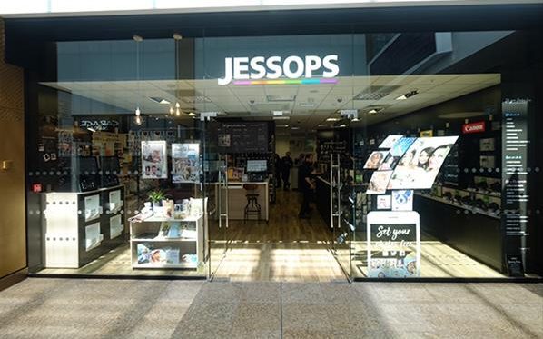Peter Jones’s Jessops heads for CVA - Green Street News