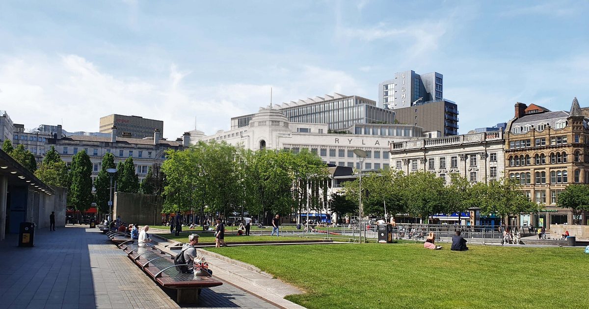 AM Alpha confirms plans to repurpose huge Manchester Debenhams - Green ...