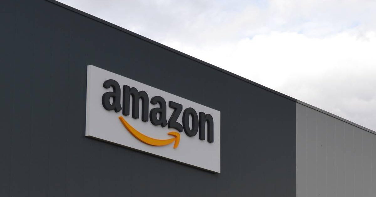 Amazon’s warehouse drive backfires as e-commerce growth stalls - Green ...