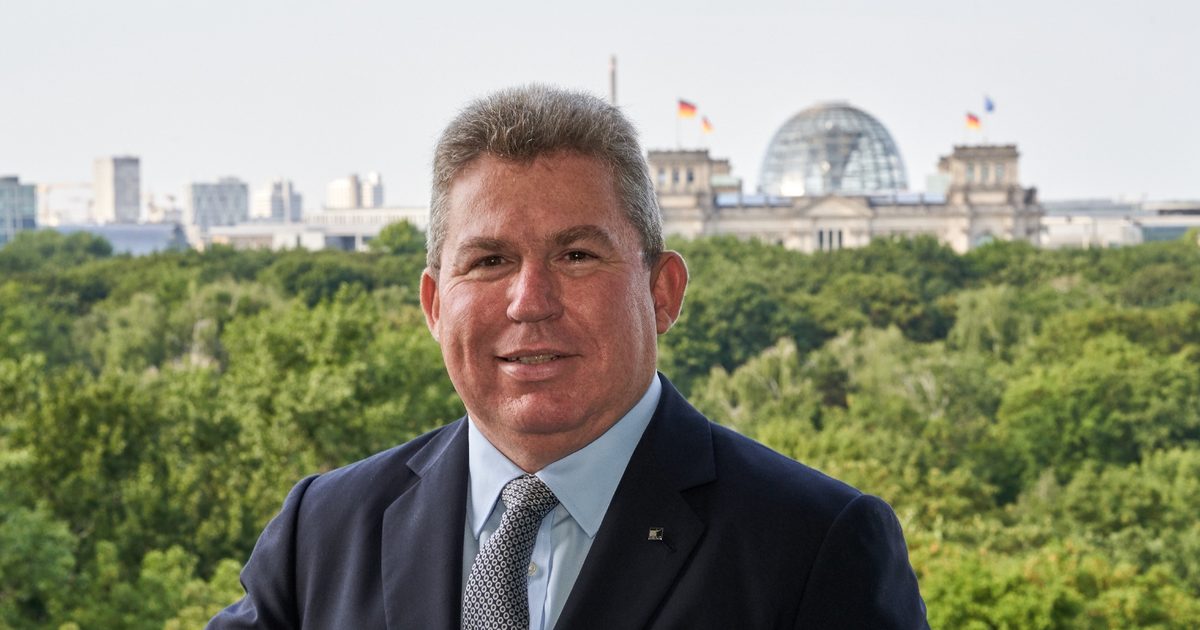 Q+A: Sirius CEO: "People will soon get fed up with home working ...