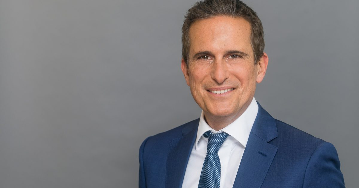 Deutsche Investment hires executives in Berlin and Hamburg - Green ...