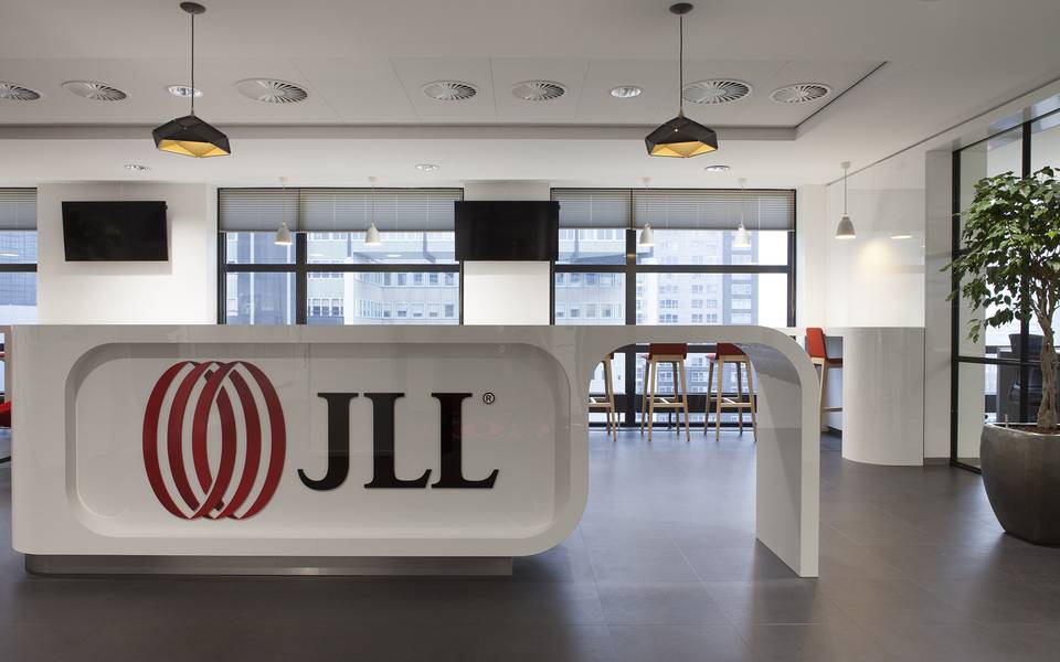 JLL investment banking chief leaves to become ambassador - Green Street ...
