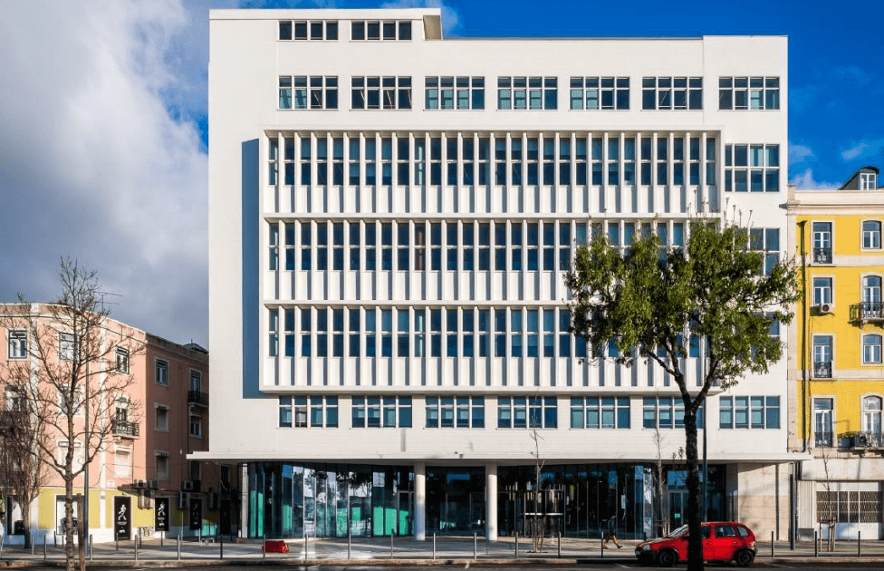 Tishman Speyer makes first Portuguese investment - Green Street News