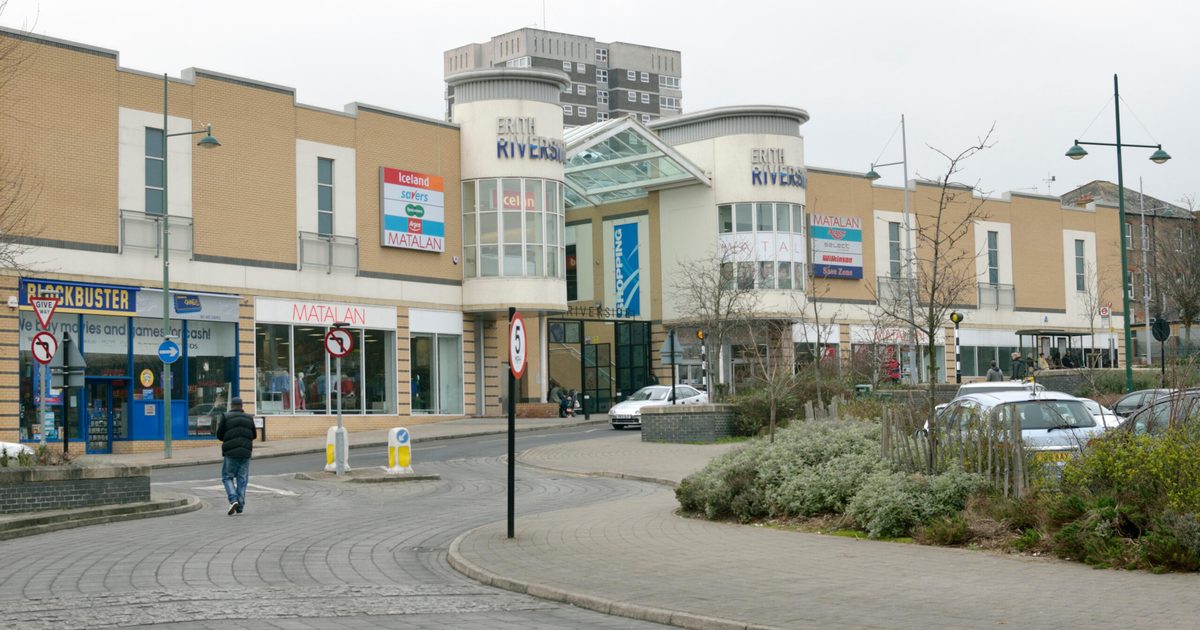 Buyer surfaces for London shopping centre redevelopment play - Green ...