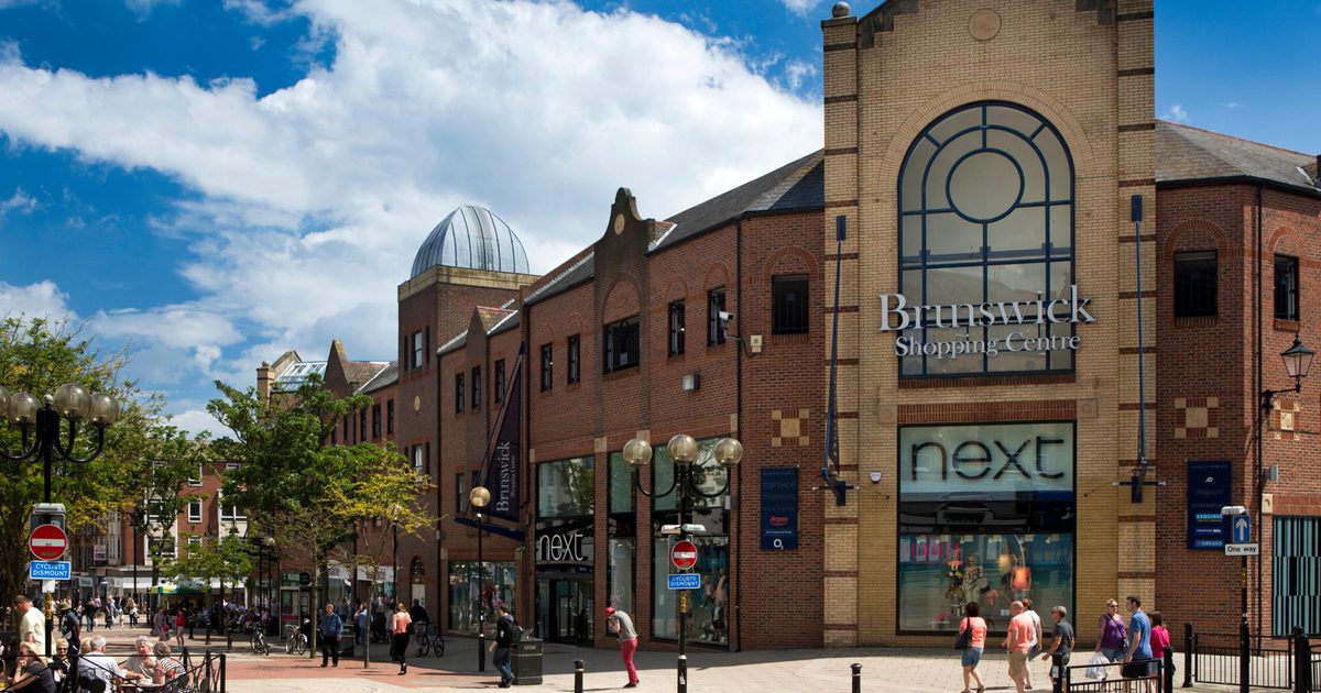 Scarborough buys in Scarborough to mark shopping centre return - Green ...