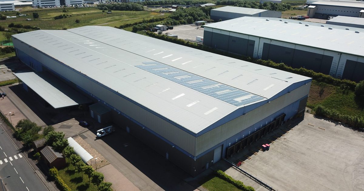 Vengrove sniffs out Foxcover logistics deal - Green Street News