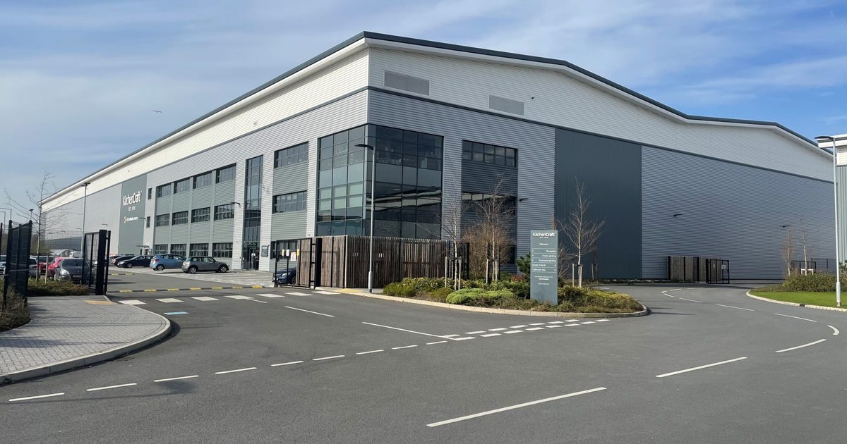 250,000 sq ft logistics unit, The Hub, Nobel Way, Birmingham - Green ...