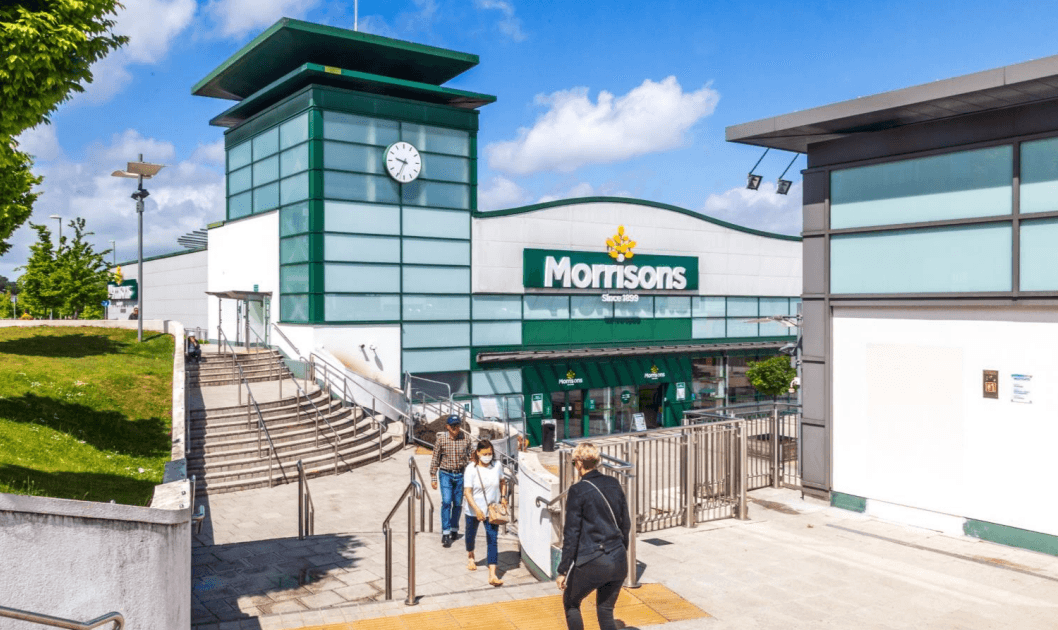 Jubilee celebrations roll on with £150m retail sale - Green Street News
