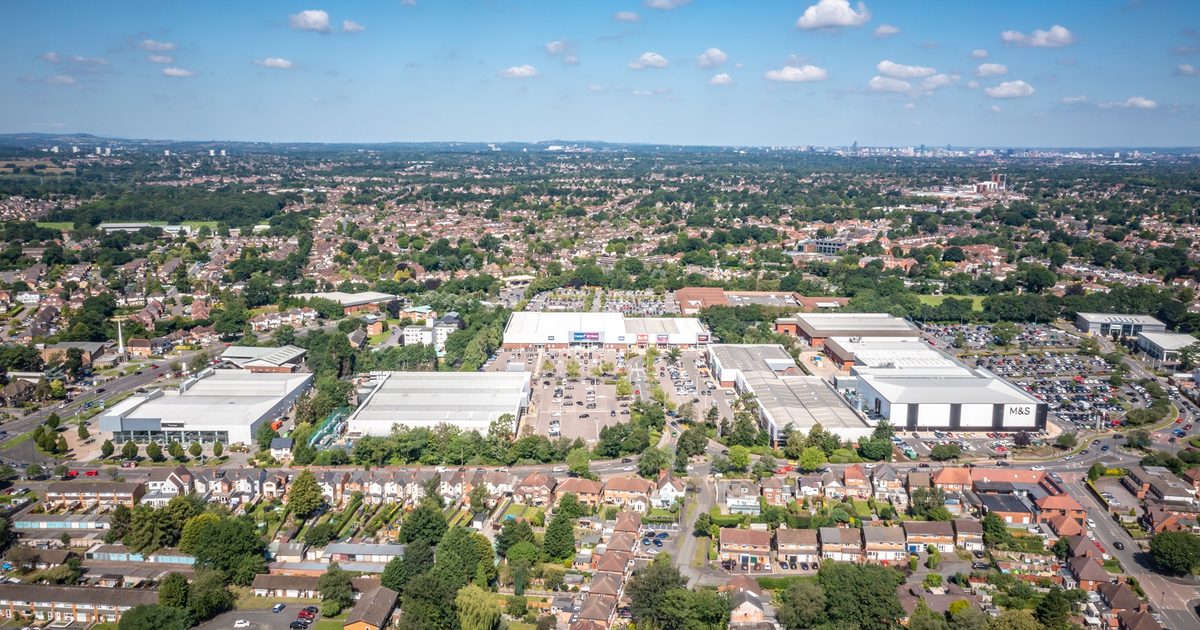 Buyer in for £160m retail park double - Green Street News