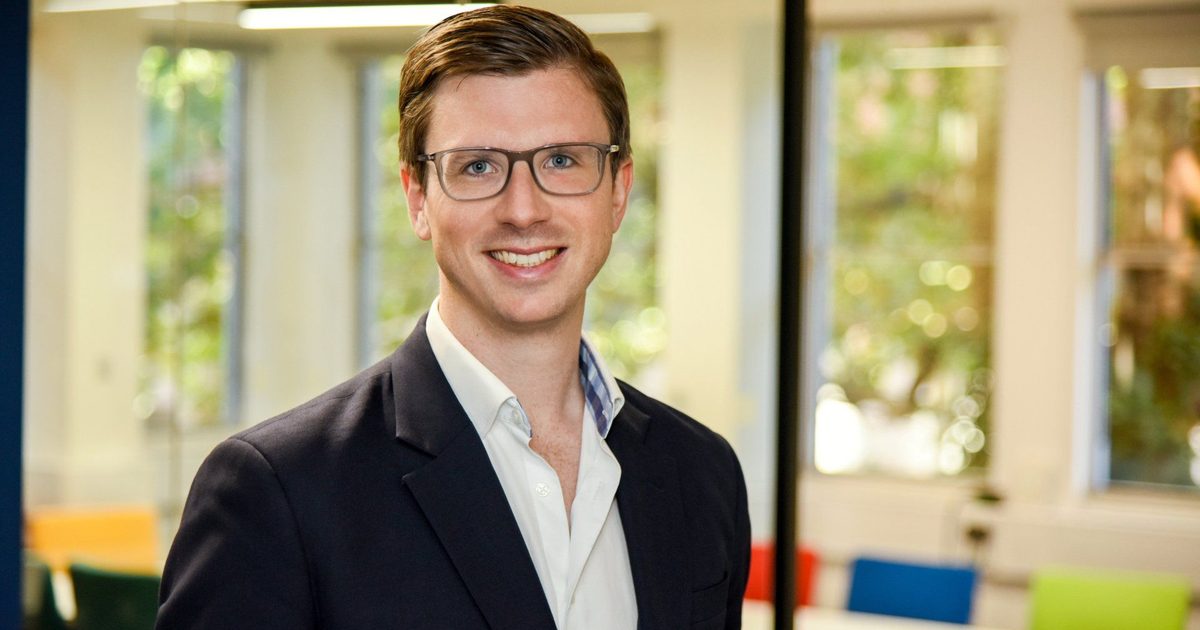 Redevco recruits UK transaction manager - Green Street News