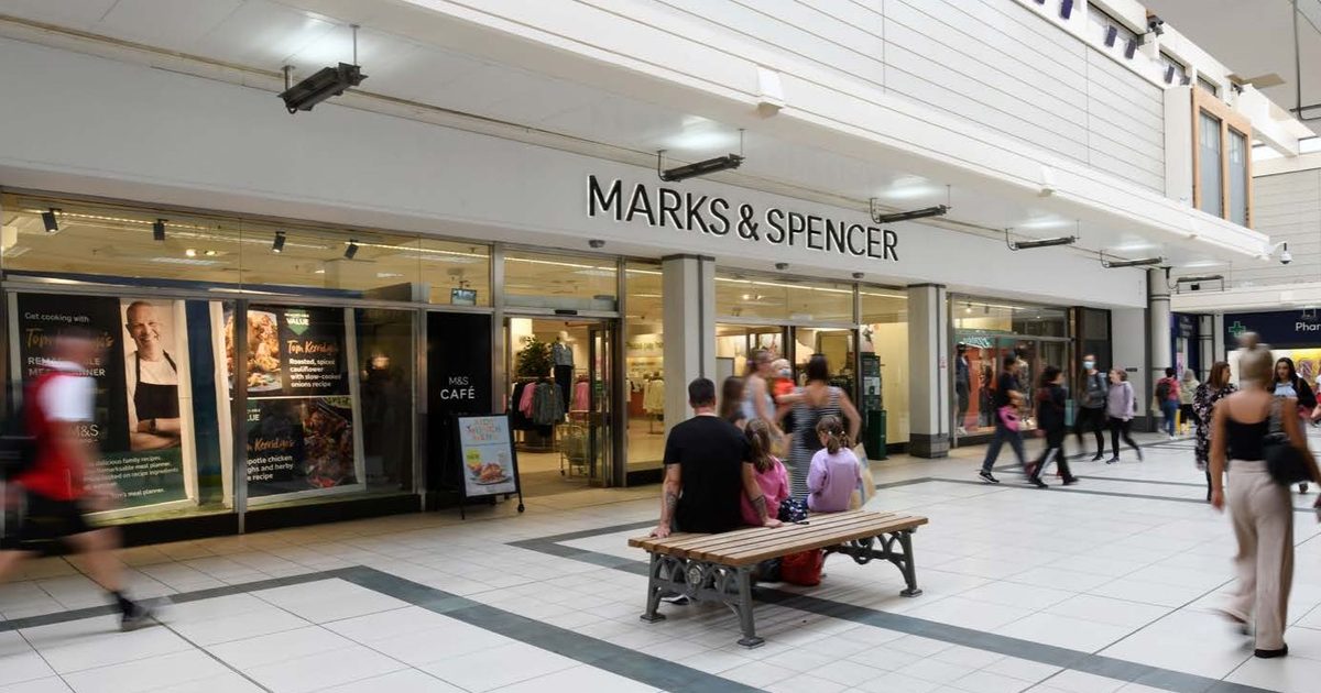 New Coopers Square owners look to sell anchor store - Green Street News