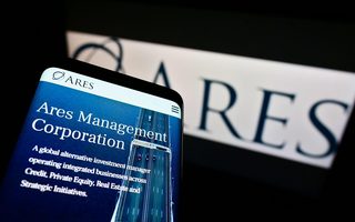 Ares eyes up £140m fund recap - Green Street News