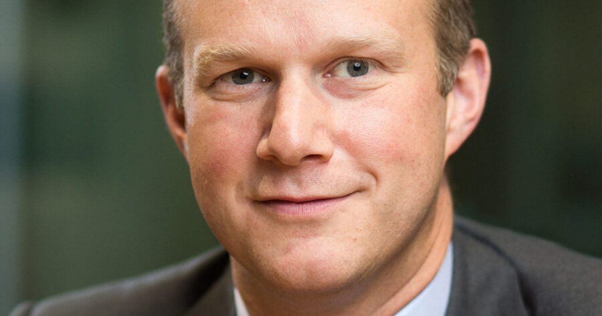 Sirius brings in new CFO - Green Street News