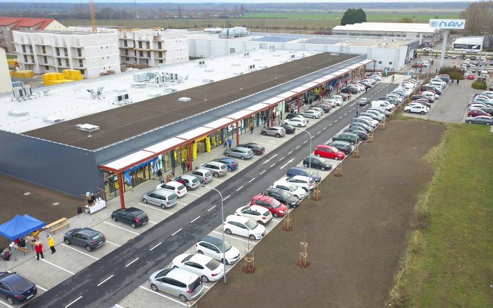 Mitiska acquires Slovakian retail centre - Green Street News