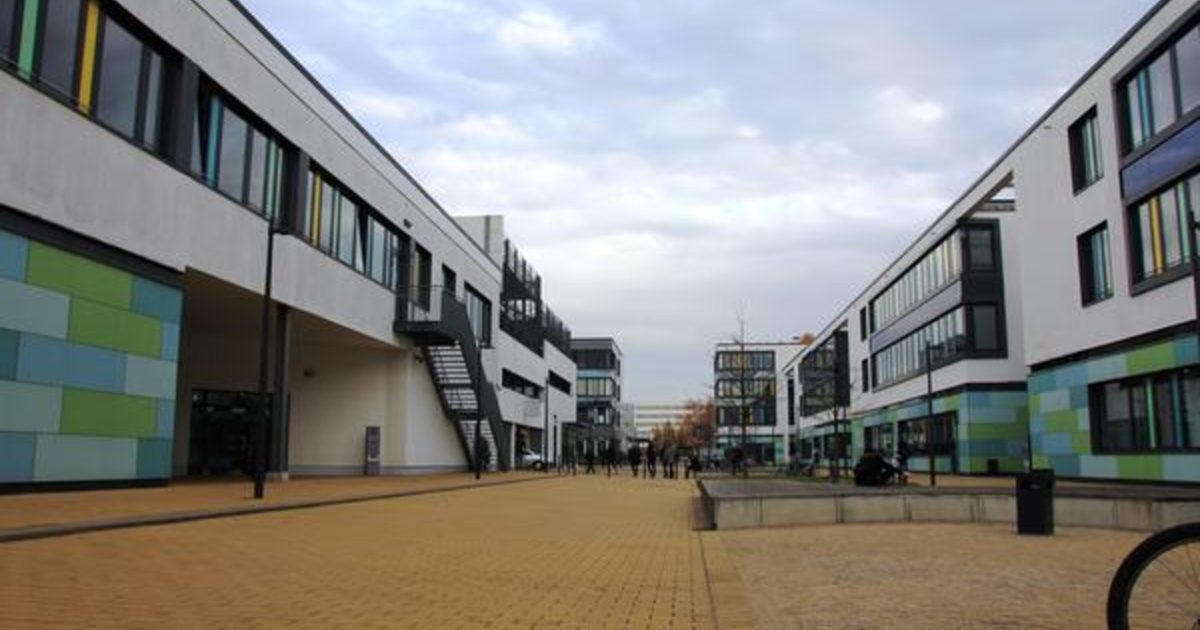 Hannover Leasing offloads €116m education campus - Green Street News