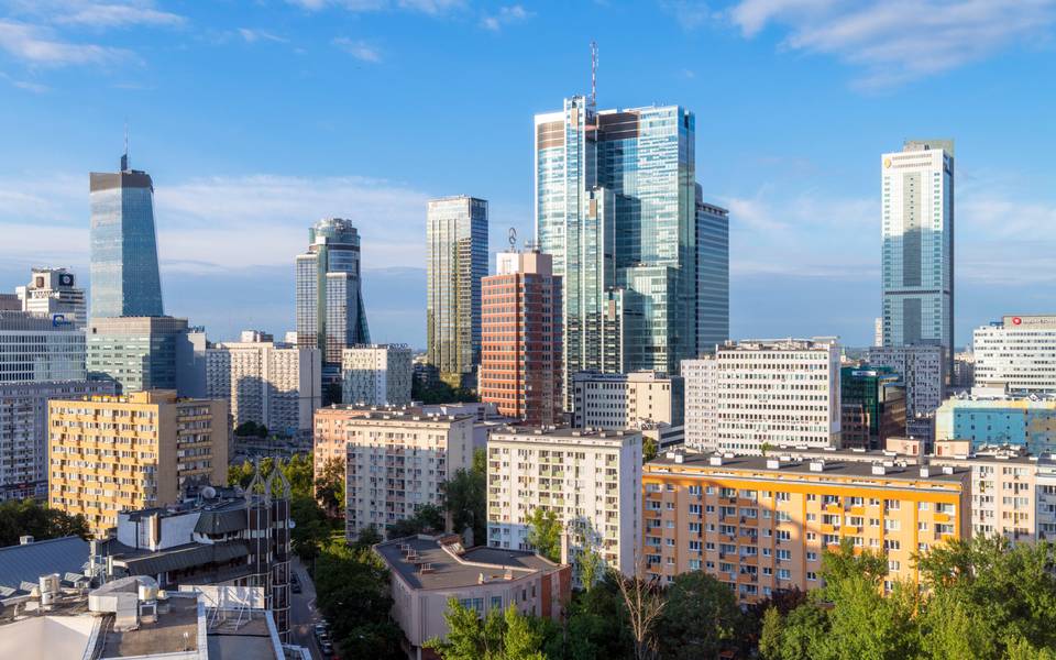 Hines puts €120m Warsaw office on the market - Green Street News