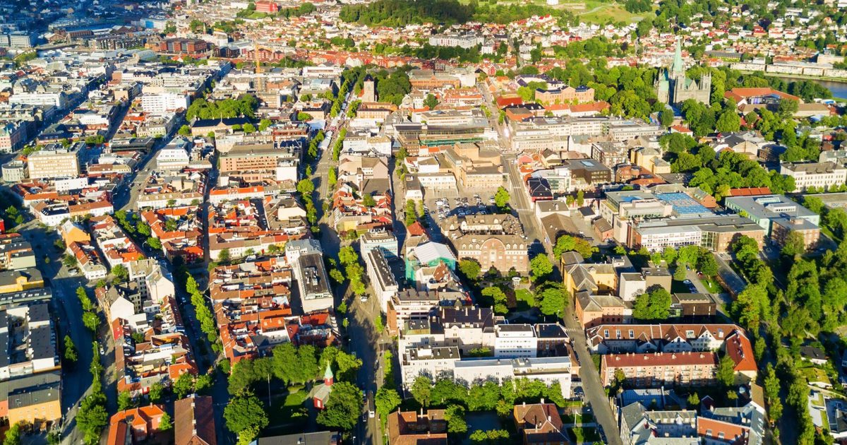 Entra reports €600m loss on devaluations and higher rates - Green ...