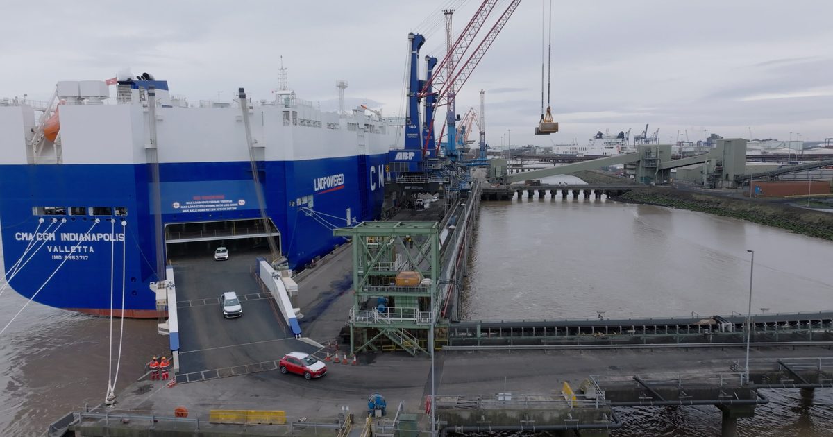 ABP hunts agent to advise on £2.6bn property portfolio - Green Street News