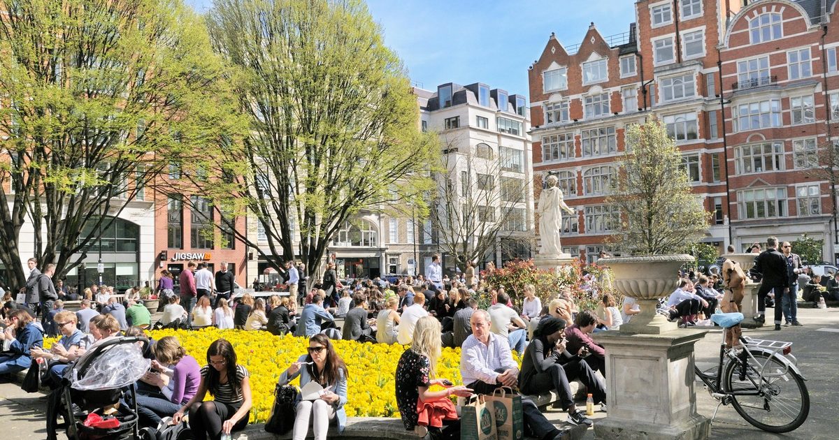 USS opts for £40m Golden Square sale - Green Street News