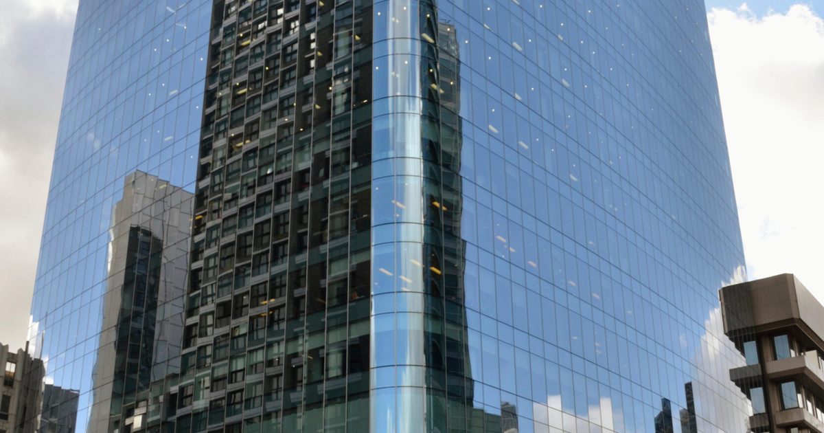 China Life to inject equity into Aldgate Tower - Green Street News