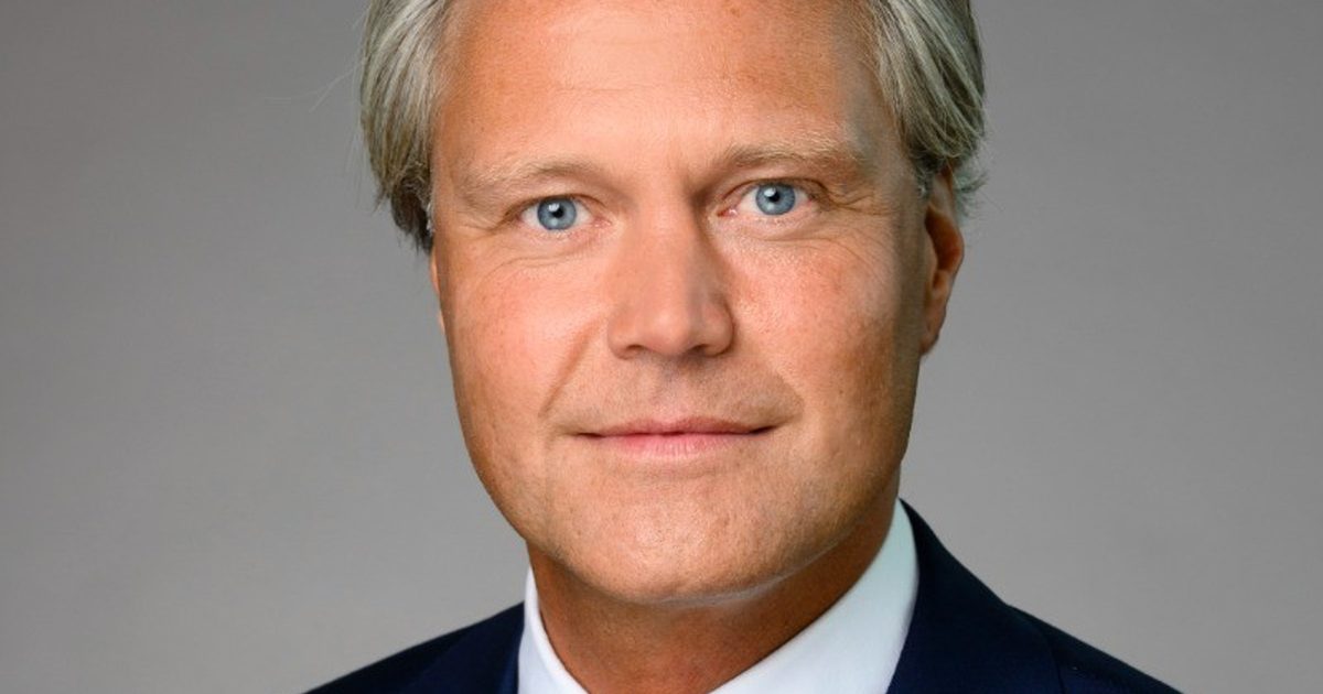 Cushman veteran joins Dutch investment manager DHS - Green Street News