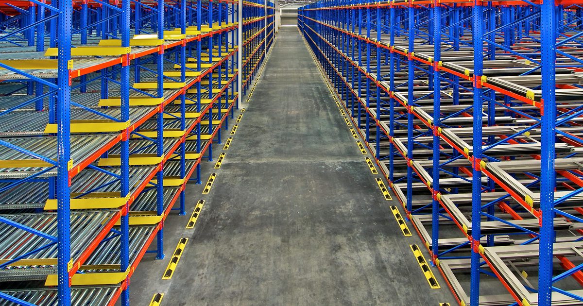 Mega £300m Golden Triangle logistics site to attract the big beasts ...