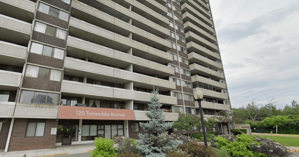 Starlight pays $216m for Toronto rental towers - Green Street News