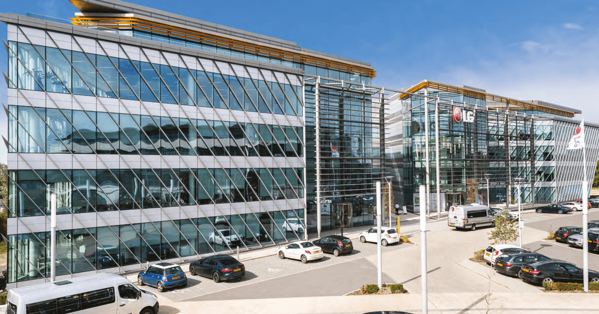 Velocity hurtles towards £30m sale - Green Street News