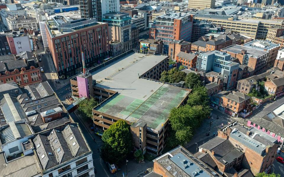 Funding hunt under way for 44-storey Manchester resi tower - Green ...