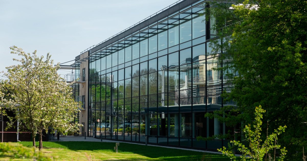 Chinese EV giant picks Brookfield's Arc Uxbridge for new UK base ...