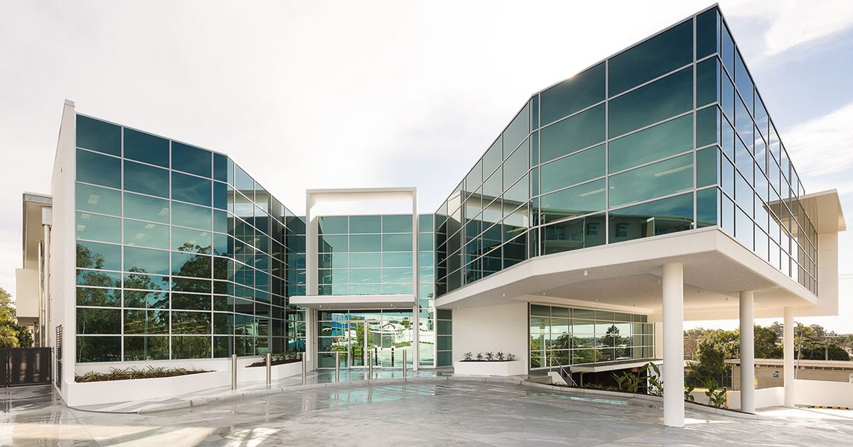 Southern Cross goes the extra mile - Green Street News
