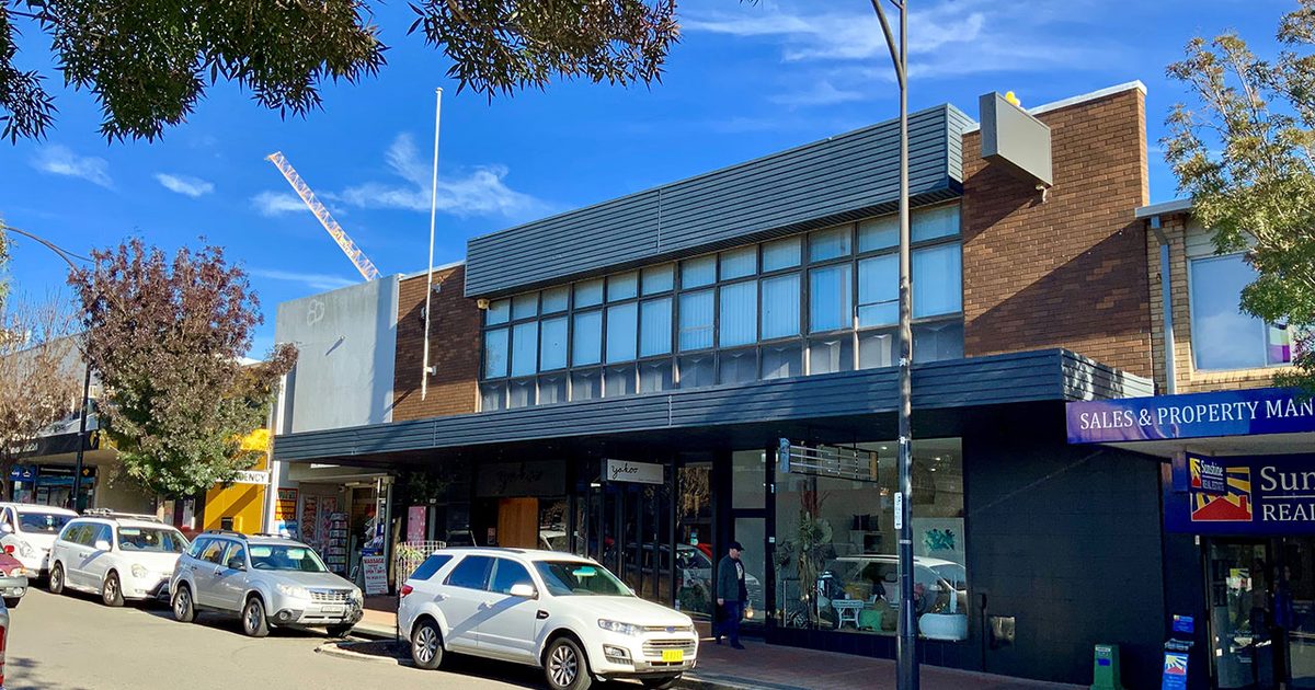 Engadine shop sells at auction - Green Street News