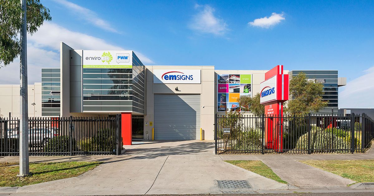 Owner occupier lands Tulla facility - Green Street News
