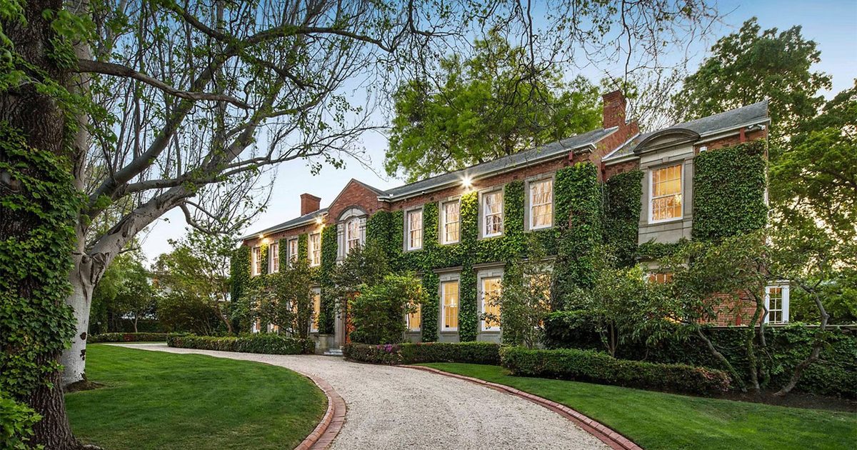 Historic Toorak mansion change hands - Green Street News