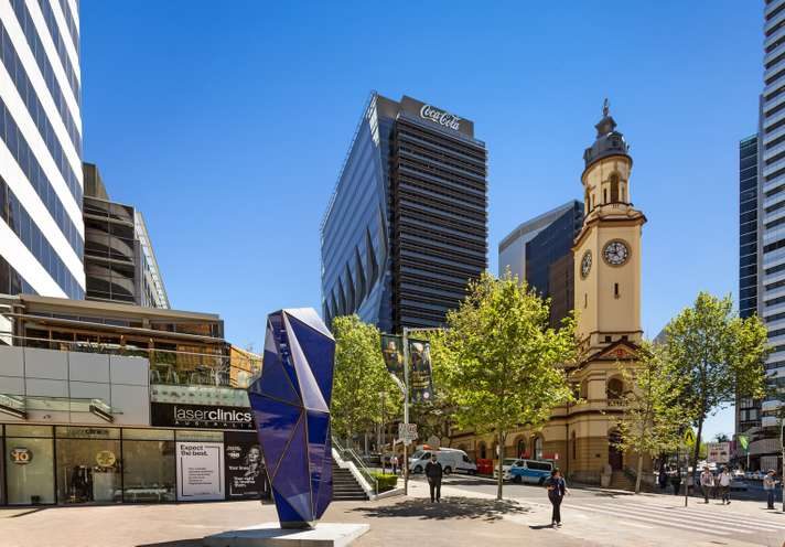 M&G pays $109.5m for a stake in Coca Cola Place - Green Street News