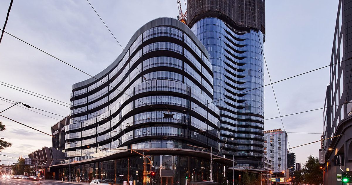 Multiplex finishes first tower at Capitol Grand - Green Street News