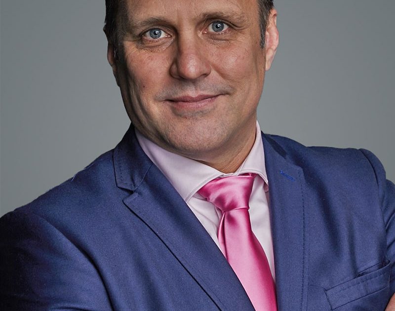 Knight Frank bolsters prestige residential team - Green Street News