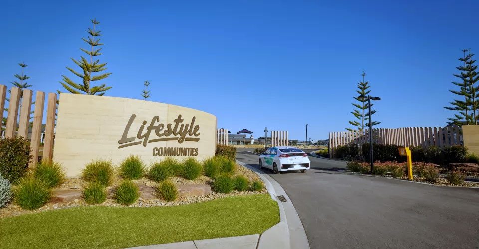 Lifestyle to book $40m land-sale loss as it moves to cut debt - Green ...