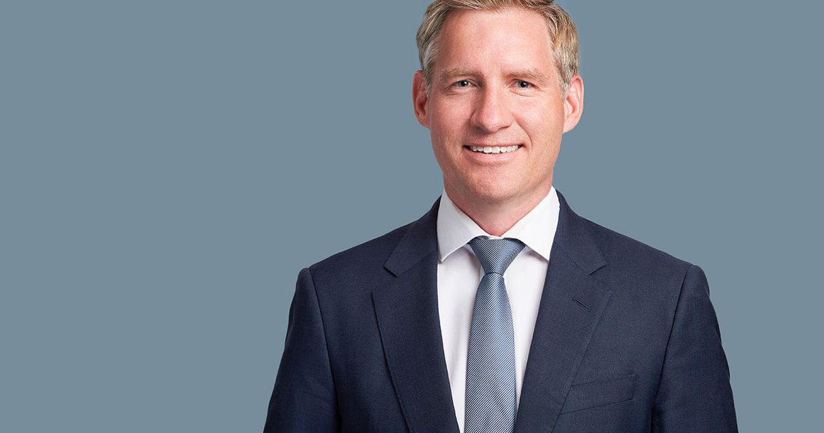 CBRE expands investment banking division - Green Street News