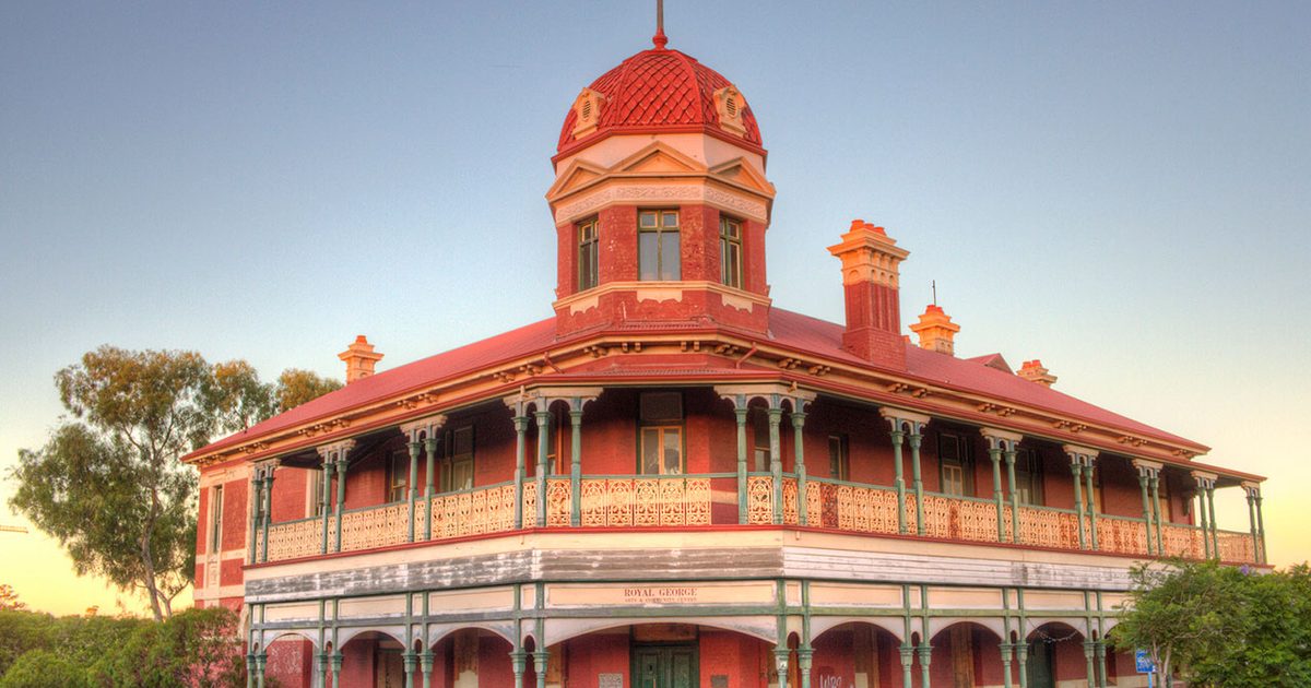 Royal George Hotel redevelopment closer to reality - Green Street News