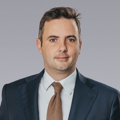 Dwyer branches out - Green Street News