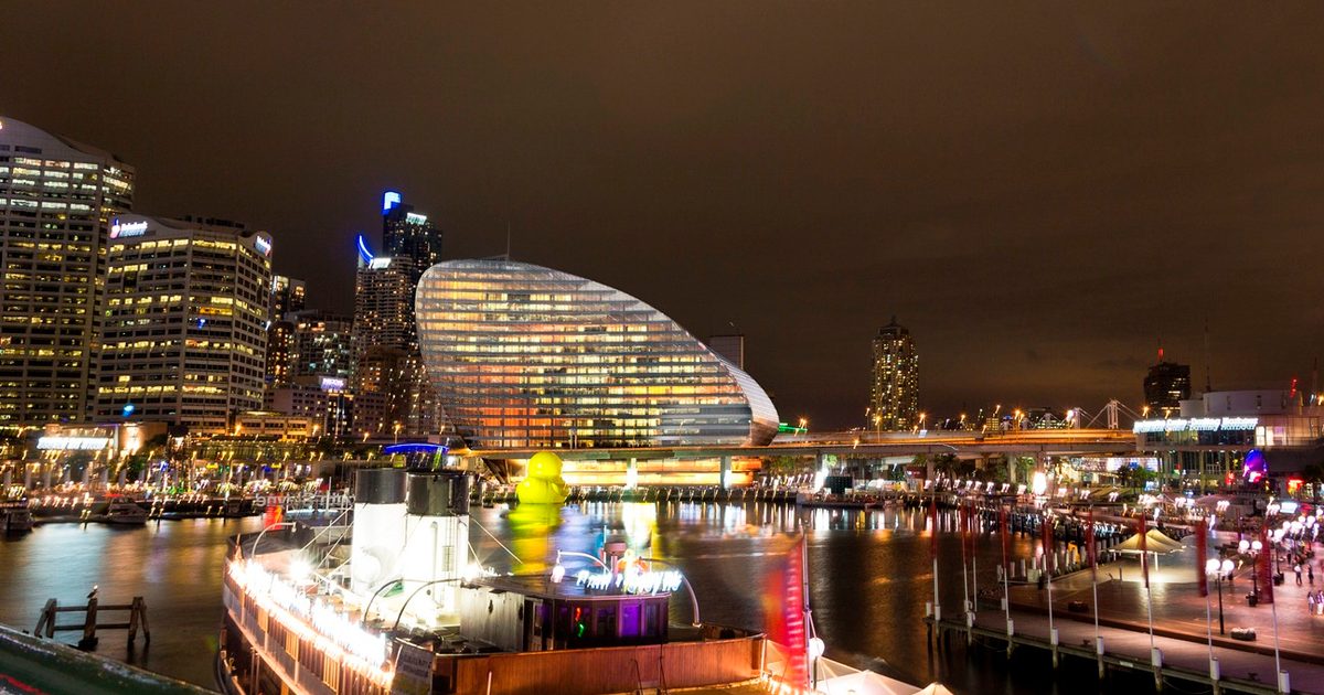 Grocon sets sight on hotel for IMAX site - Green Street News