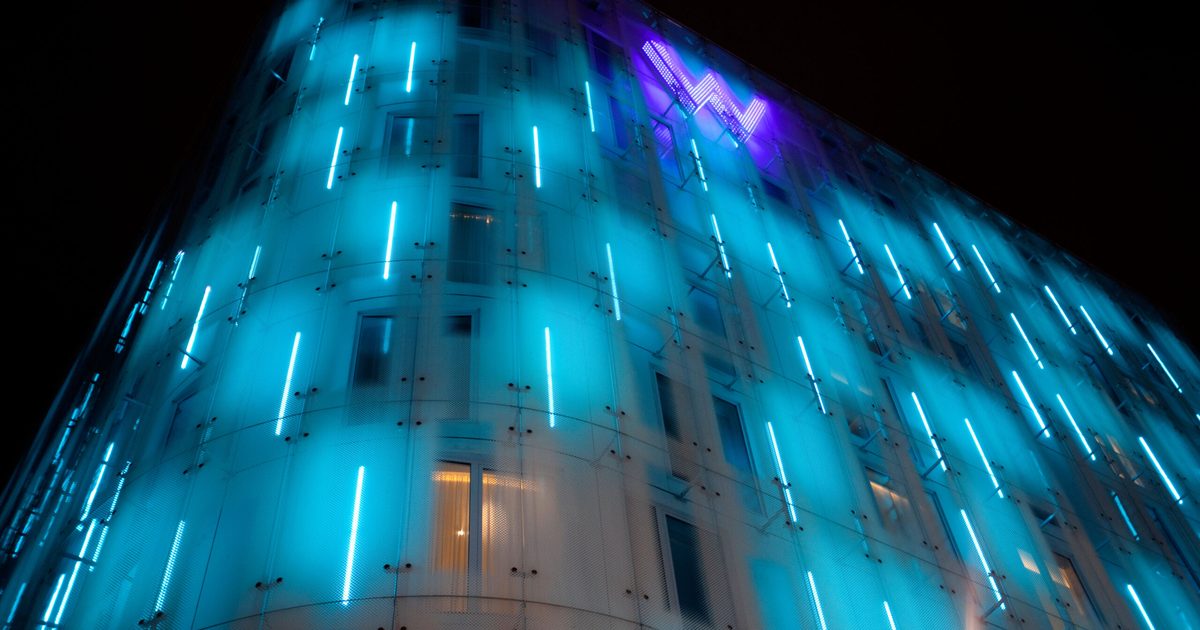 Qatari sheikh weighs up £300m West End trophy hotel sale - Green Street ...