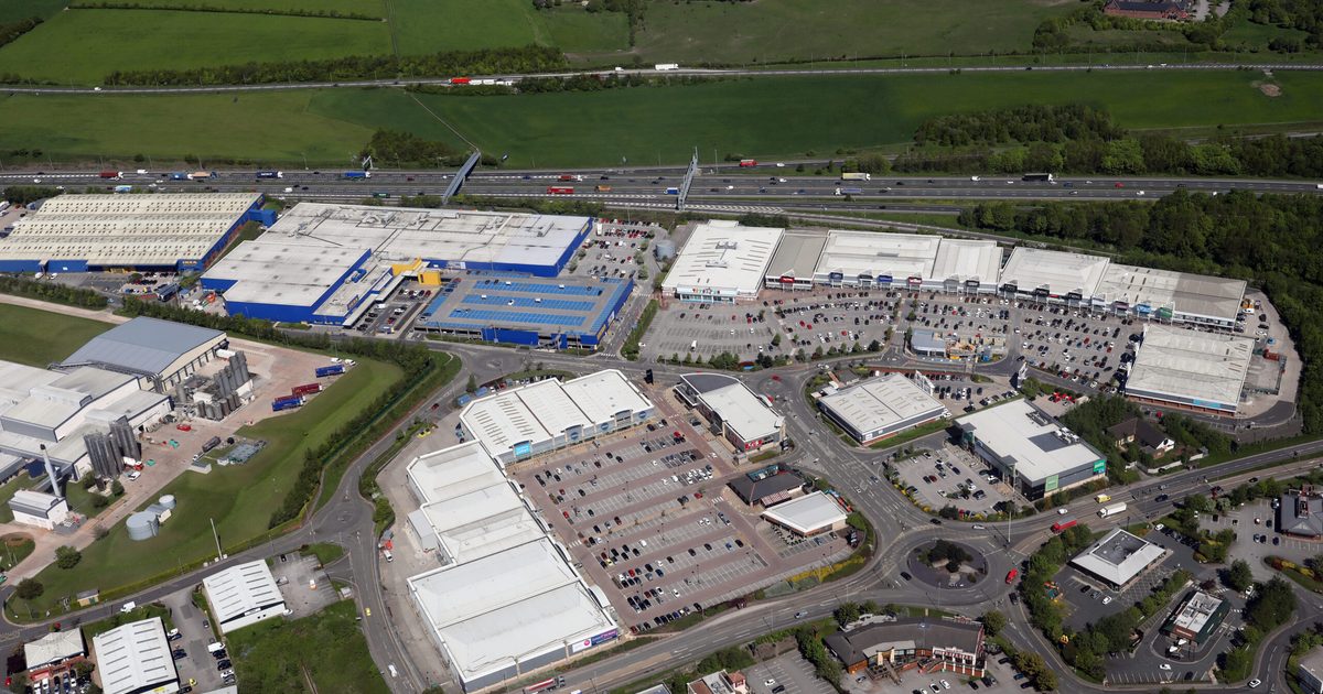 Junction 27 Retail Park, Holden Ing Way, Birstall, Batley - Green ...