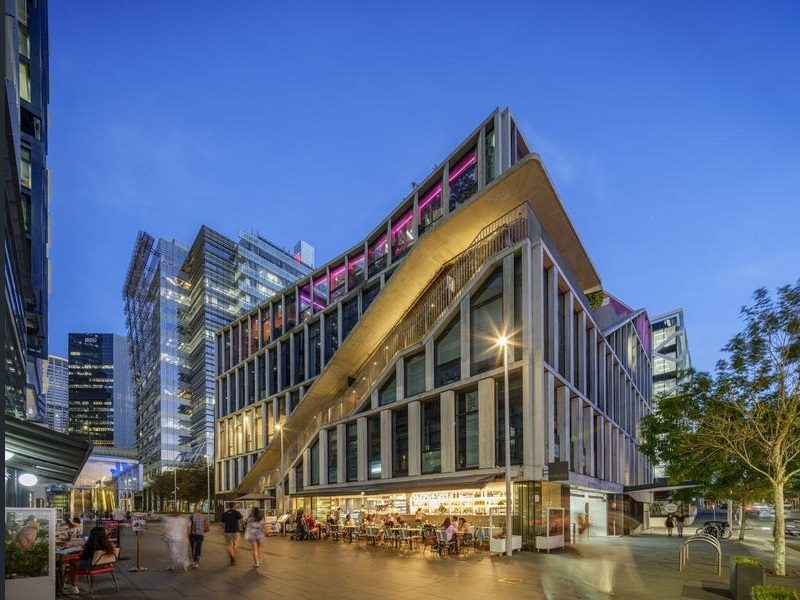Lendlease to sell retail Barangaroo asset - Green Street News