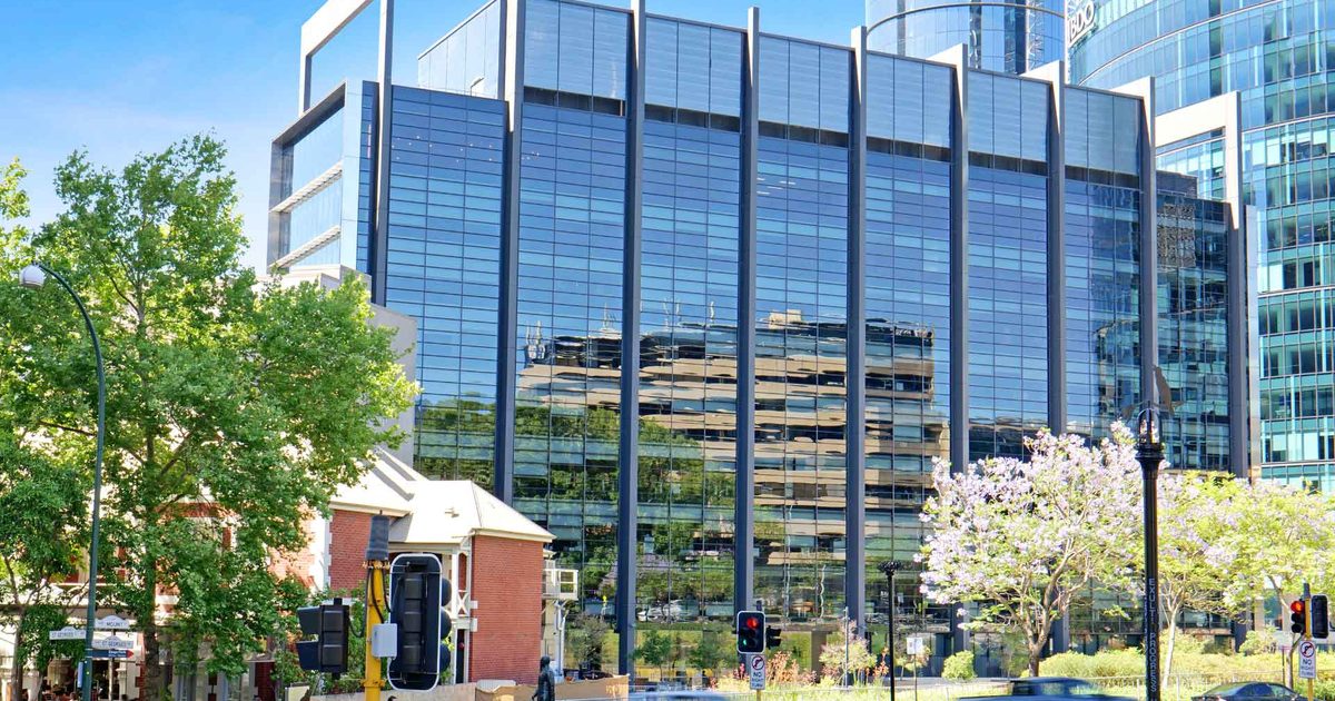Brookfield, Hawaiian to divest Perth office tower - Green Street News