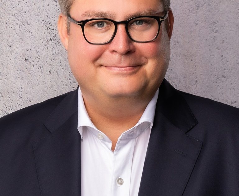 JLL Hamburg appoints new branch manager - Green Street News