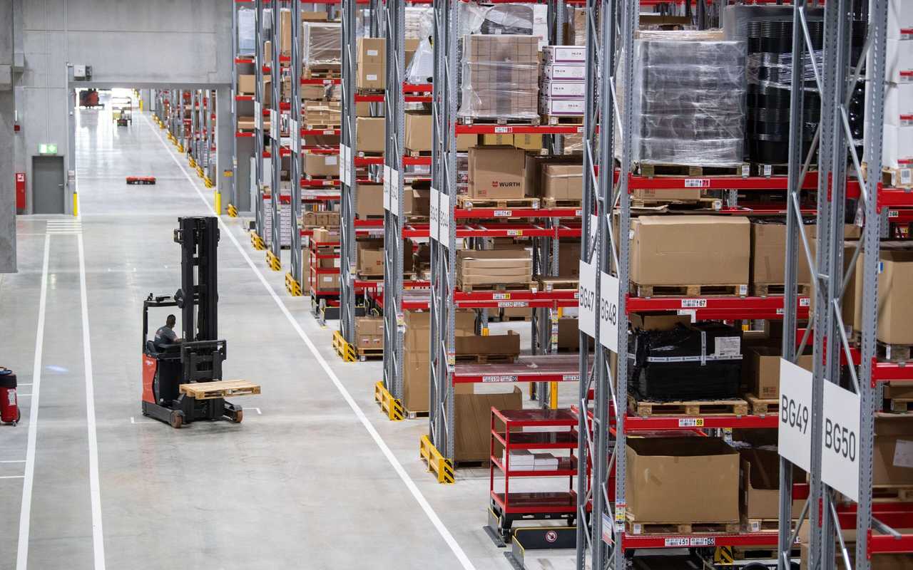 Private equity firms to close £200m of logistics deals - Green Street News